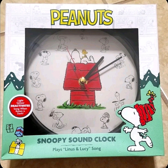 Peanuts | Accents | Peanuts Snoopy Sound Clock | Poshmark